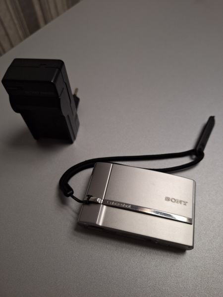 Продается камера Sony