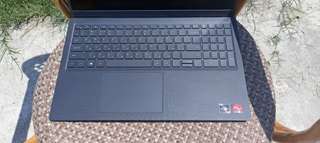 Ноутбук Dell Vostro 15 3515