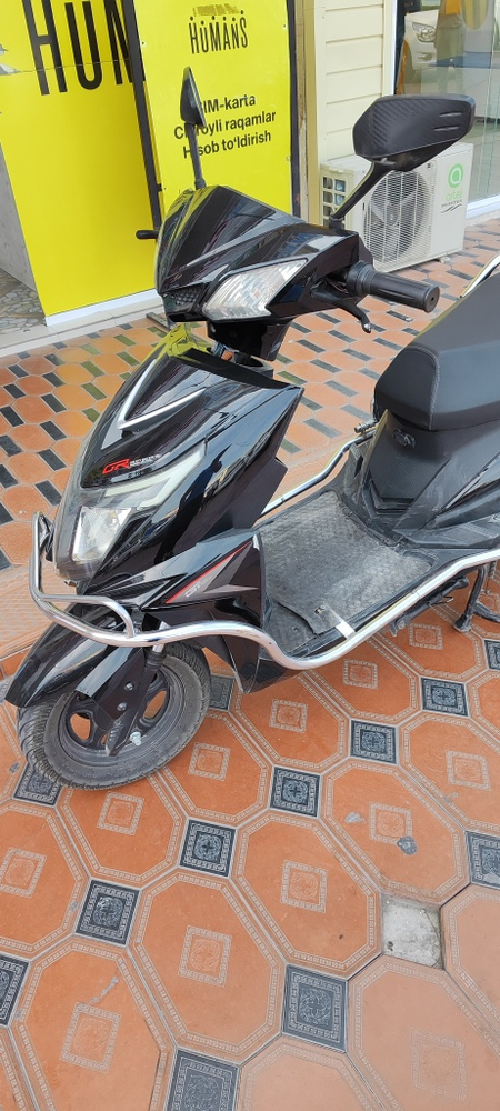 Dugali elektra skuter