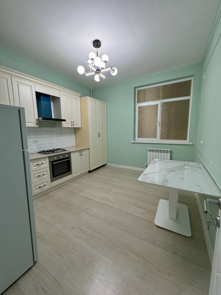 Продается 3/2/9 квартира на Махтумкули ЖК Golden House