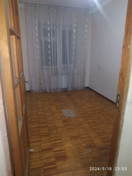 2х комнатная квартира на карасув 3. на 2 этоже.очен удобное расположен
