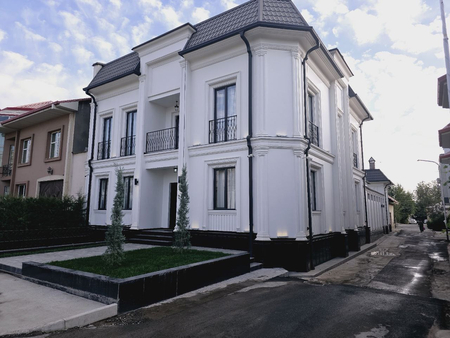 Продам евро Коттедж Мирзо-Улугбекский улица Луначарском 4,5 соток 450м