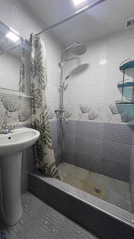 V4831  ПРОДАЕТСЯ Квартира Юнусабад 12кв 3/1/5 71м2
