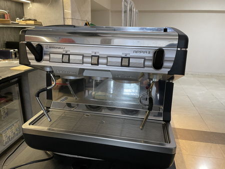 Кофемашина Simonelli Италия б/у