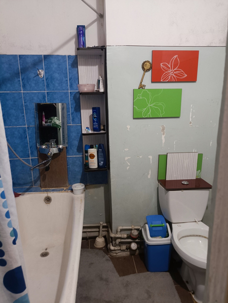 2 х ком Общежитие площадь 40 м2  3/4 Спутник 4 кирпич не торец железна