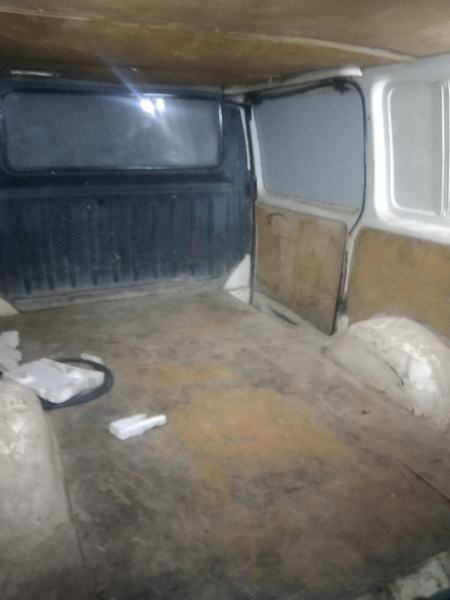 Ford transit sotiladi