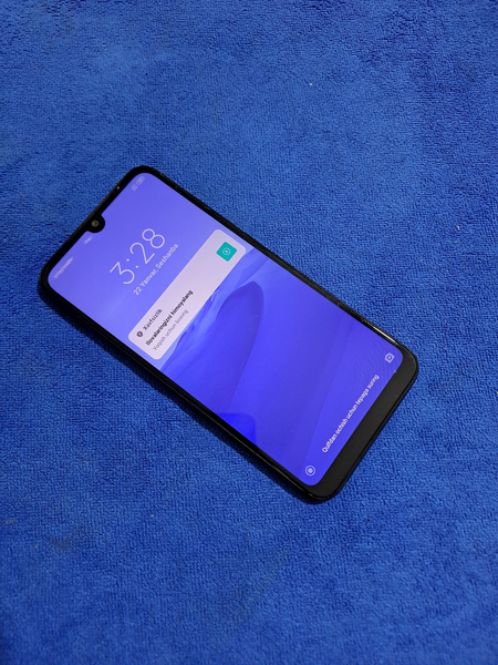 Redmi 7 sotiladi