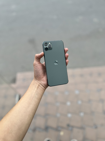 iPhone 11 pro max green