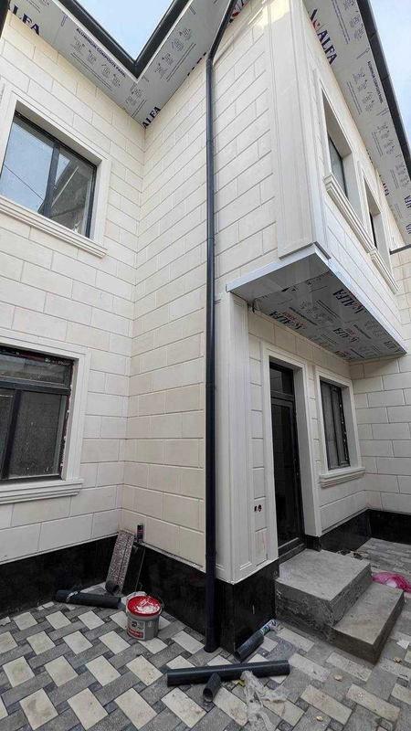 V5127 продается КОТТЕДЖ Ул.Чинабад Санатория Юнусабад 1 Соток5 ом