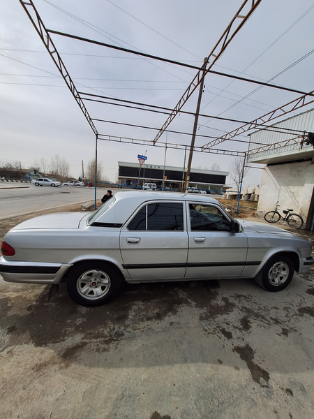 Gaz 31105 volga avtomobili
