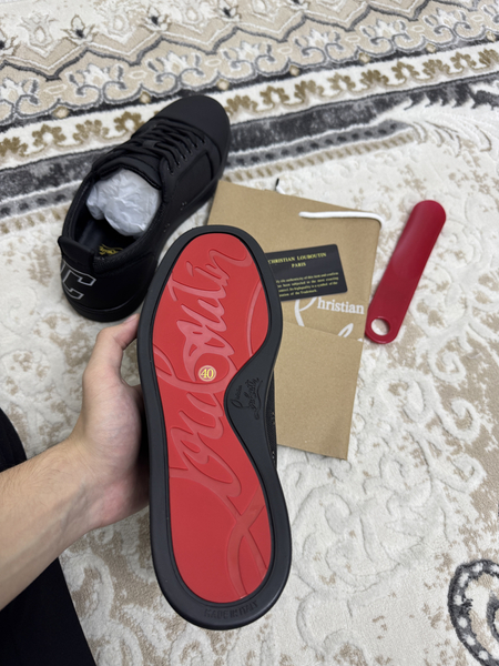 Кеды от Louboutine
