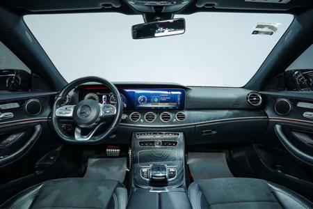 Продается личный Mercedes E-200