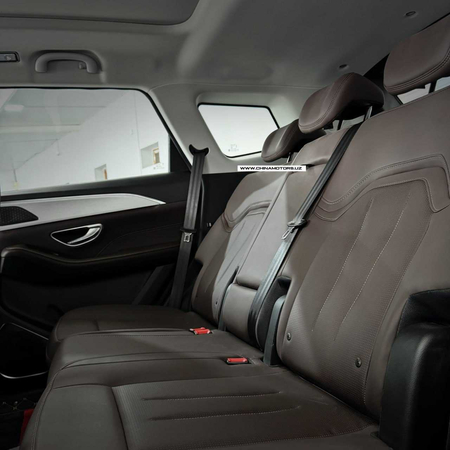 Саёҳатлар учун кенг va qulay бўлган — JETOUR X90 PLUS.
