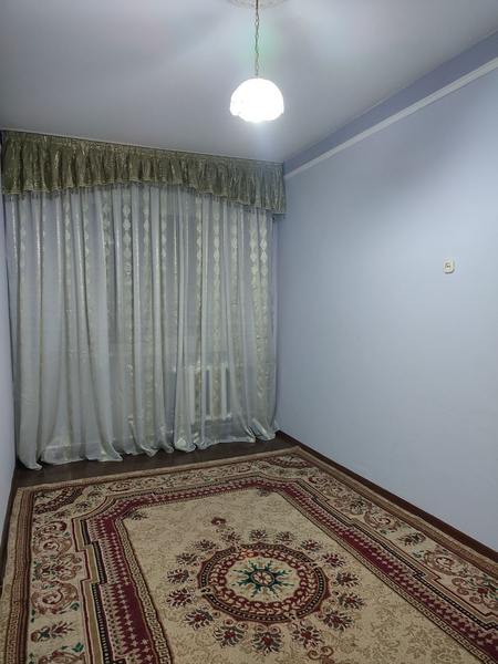 Продается квартира 4/4/4 Юнусабад -7