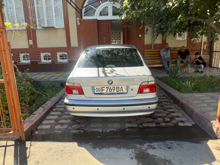 Поддержанная БМВ E39
