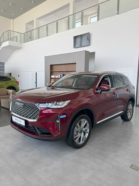 HAVAL H6 PRESTIGE Samarqandagi avtosalondan. 2.0 T