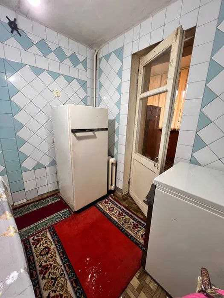 Продается 2ком квартира 2этаж.Максим Горький.БИЙ
