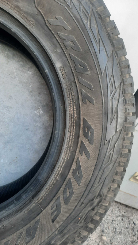 Продаются шины Trail blade размер 265/70R17. Б/ у. 4 штуки.продаются