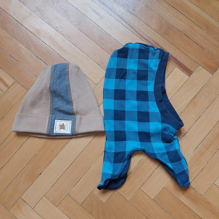 Шапки продам для мальчика