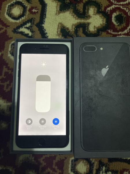 Iphone 8 plus ideal sastayania qidirganlaga