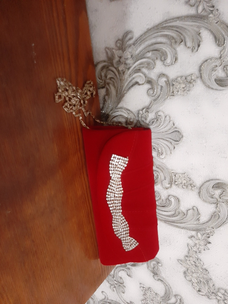Noviy barxatniy koshelyok