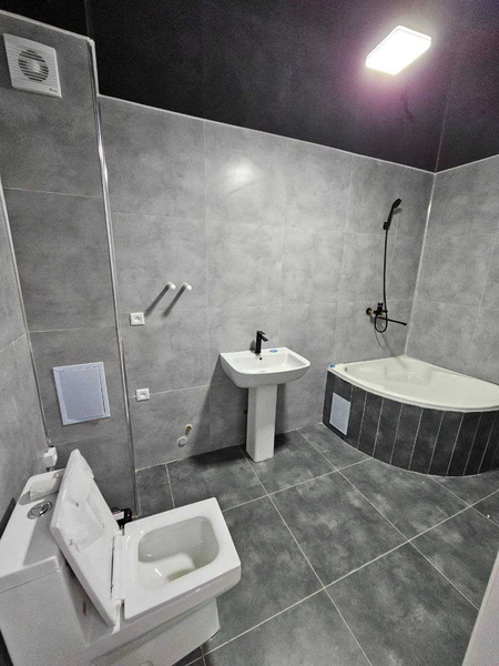 2 xonali 64m² 4-qavat uy sotiladi