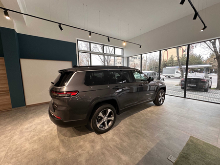 Новый Jeep Grand Cherokee 4x4 Long