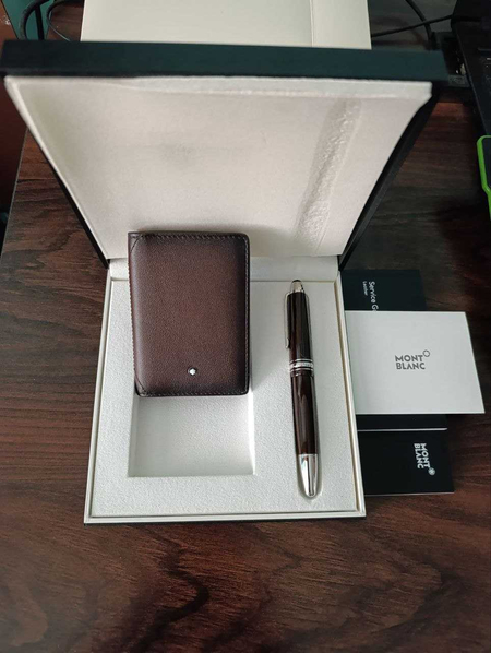 Mont Blanc Ручка Meisterstuck и чехол (подарочный набор)