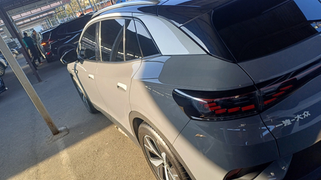 Volkswagen ID 4 cross