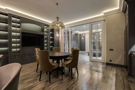 Сдается 4х ком. квартира, ор-р: ГАИ Глинка, 211м2