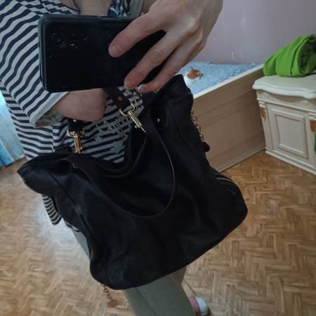 Продам сумку LOUIS VUITTON  кожа