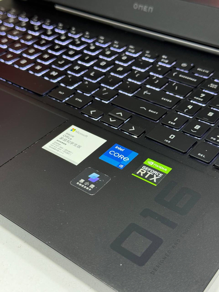 Kuchli Igrovoy Noutbuk HP OMEN