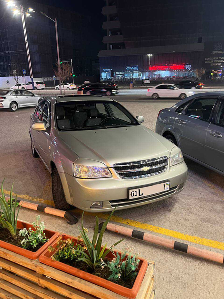 Lacetti автомат 1,8