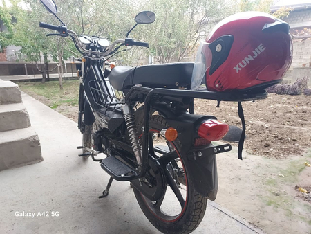 Mototsikl skuter