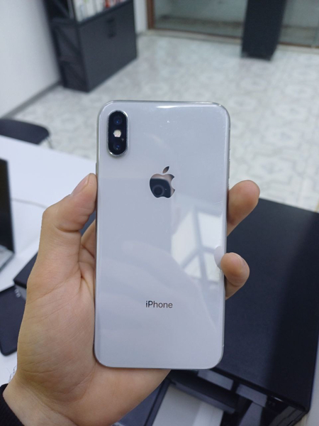 iphone X LLA 256gb