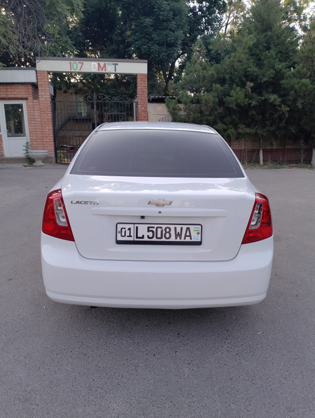 Chevroler Gentra 2015 2 euro