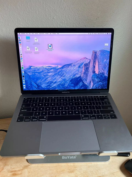 MacBook pro 13 inch Karobka dok srochna