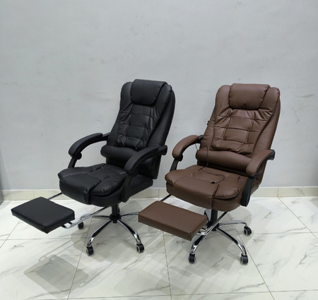 Raxbarlar uchun kreslo madel Mers 389