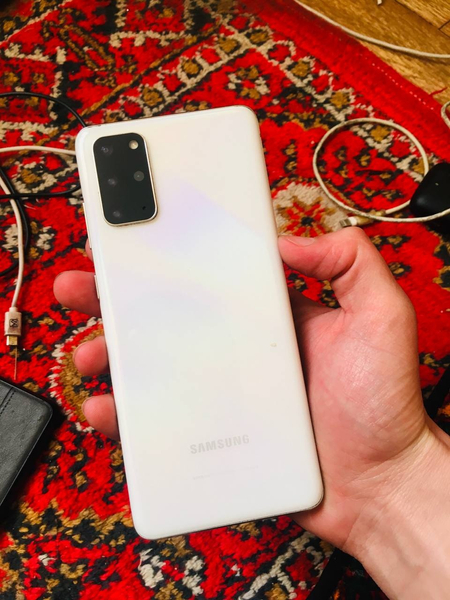 Samsung s 20 plus