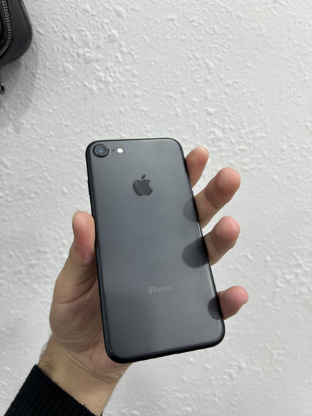 iphone 7 128 gb ideall aybi yoq srocna sotiladi