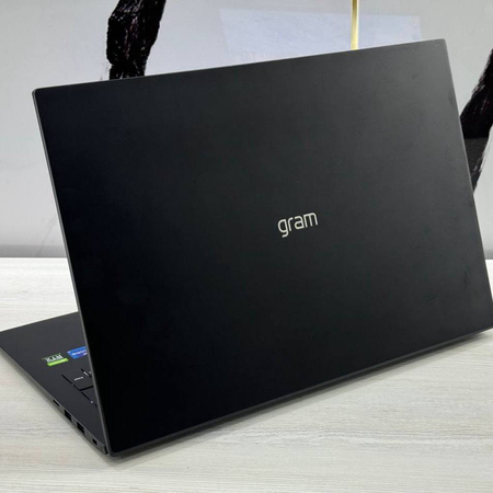 LG Gram 17 Core i7 RTX premium seriyadagi igrovoy noutbuk - Laptopim