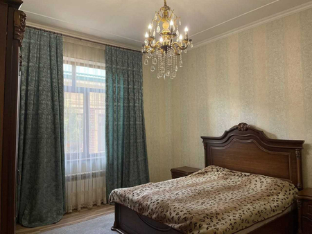 Срочно Мукимий махаллада продаётся элитный дом.