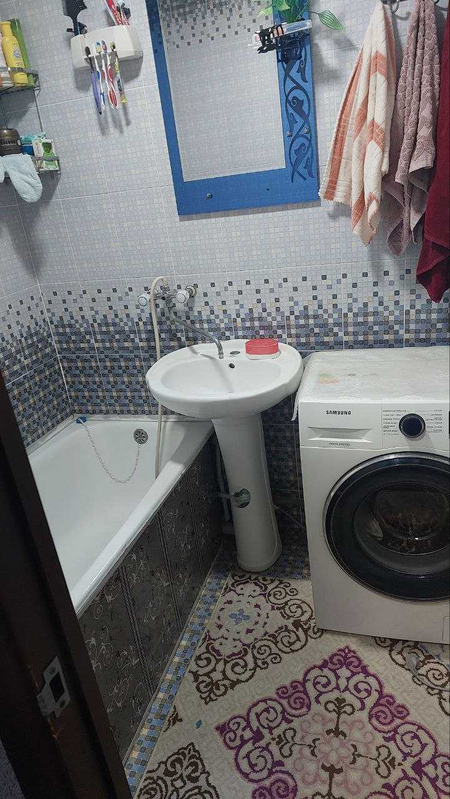 1 xona 2 xona qilingan uy sotiladi