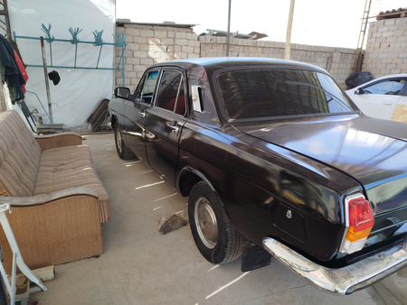 Srochni Gaz 2401 volga sotiladi
