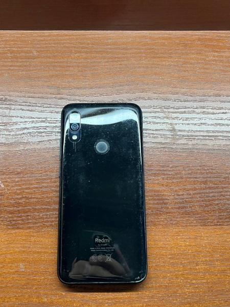 Redmi 7 64gb                     .
