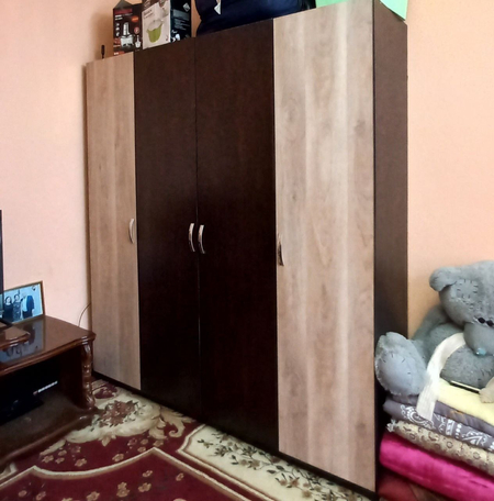 Продаётся Спальный гарнитур