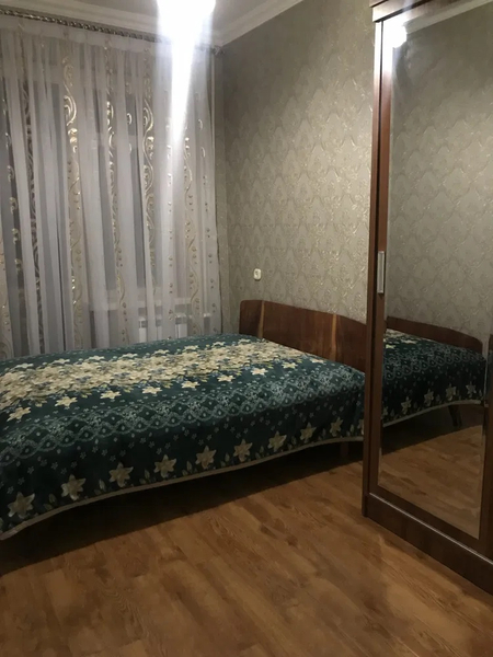 Сдается 2 х комнатная ЦУМ метро Космонавтов