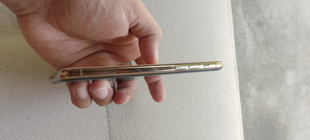 Iphone 11 pro 256 gb icloudga tushgan