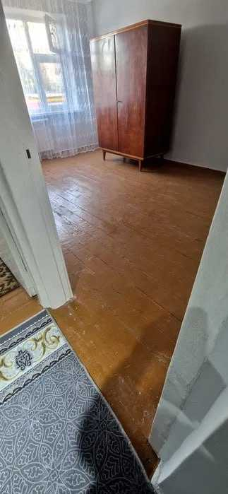 Продаётся 2/4/5 на м.БИЙ ( Максим Горький ) 70 м2