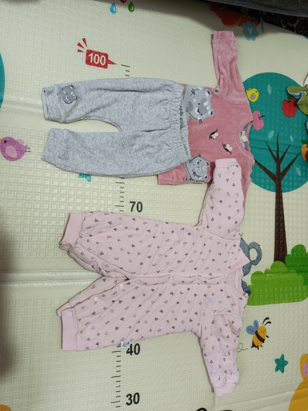 Продам детские вещи от 0 до 7 месяцев.